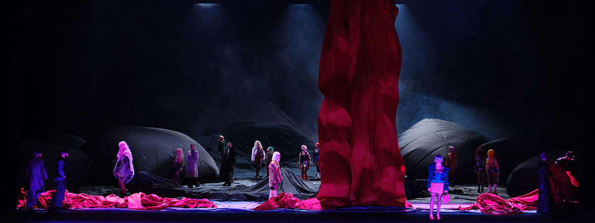 Kabuki 50: A kabuki system to drop your curtain in an instant.